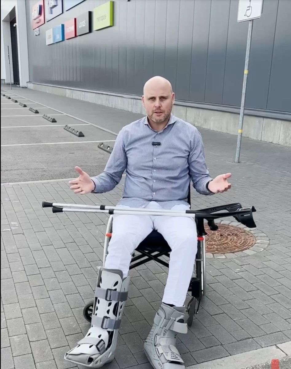 Kāpēc ņirgājas par 36 000 cilvēku ar kustību traucējumiem - invalīdu ...