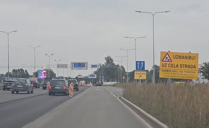 Kas te īsti notiek un kā braukt? Pirms Depo krustojuma brīvas 2 joslas ...